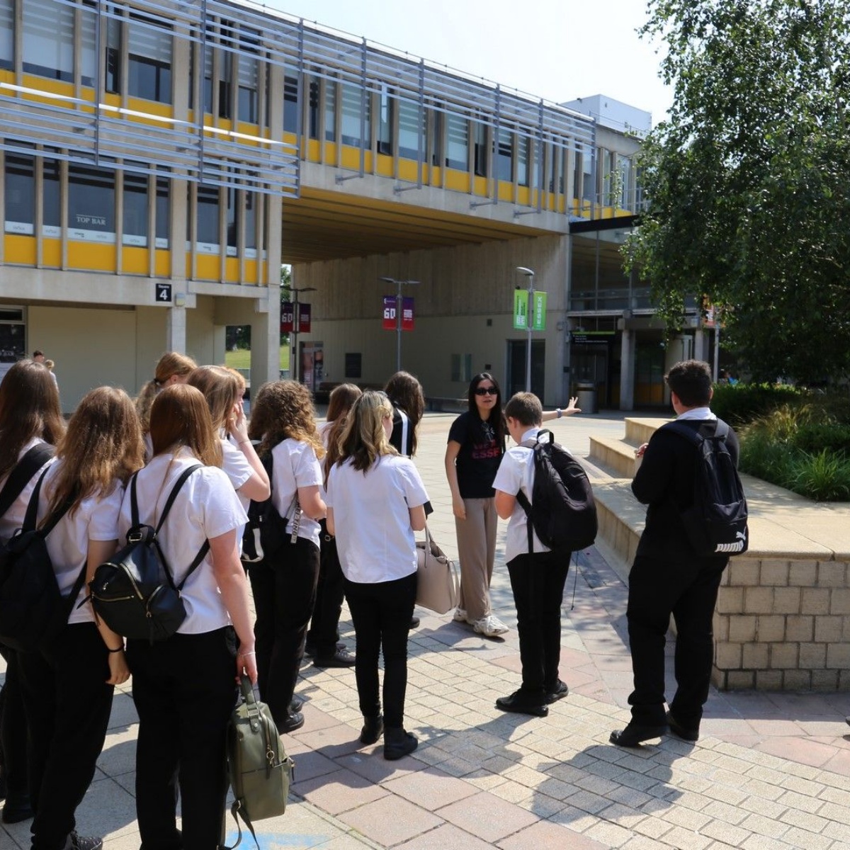 The Basildon Lower Academy - Exploring University Life